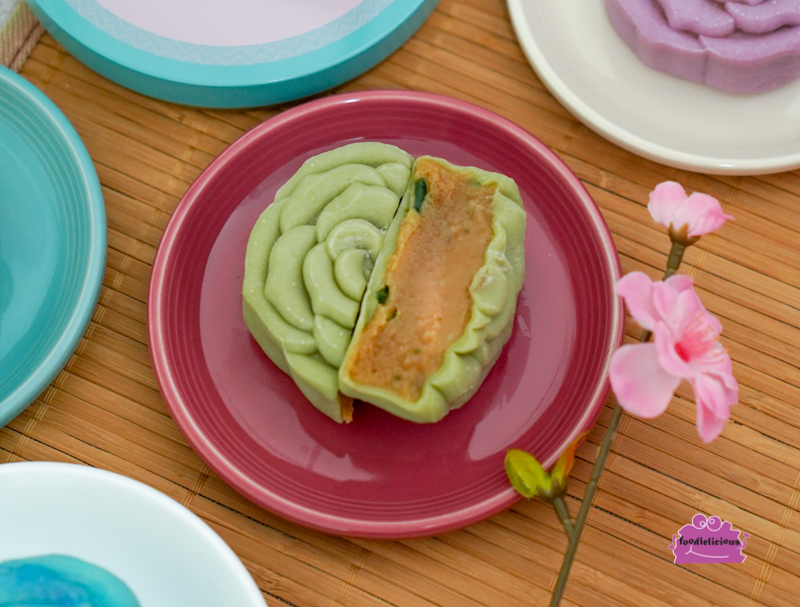 InterContinental Hotel Snowskin Mooncakes (Review)-5 – oo-foodielicious