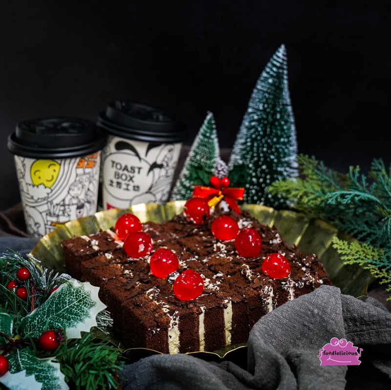 Toast Box Christmas Cake & Gift Sets (from $16.70) with Durian Kaya and ...