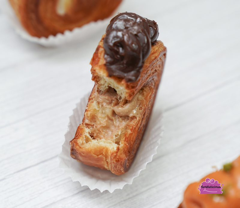 BreadTalk Circular Croissant Croof (Review)-5 – oo-foodielicious