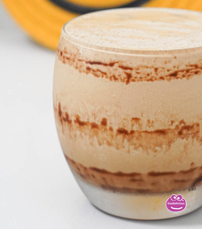 Iced Chocolate Swirl Latte Recipe – oo-foodielicious