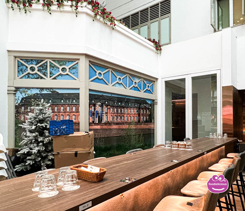 Hopscotch Bar and Restaurant (Review)-1 – oo-foodielicious