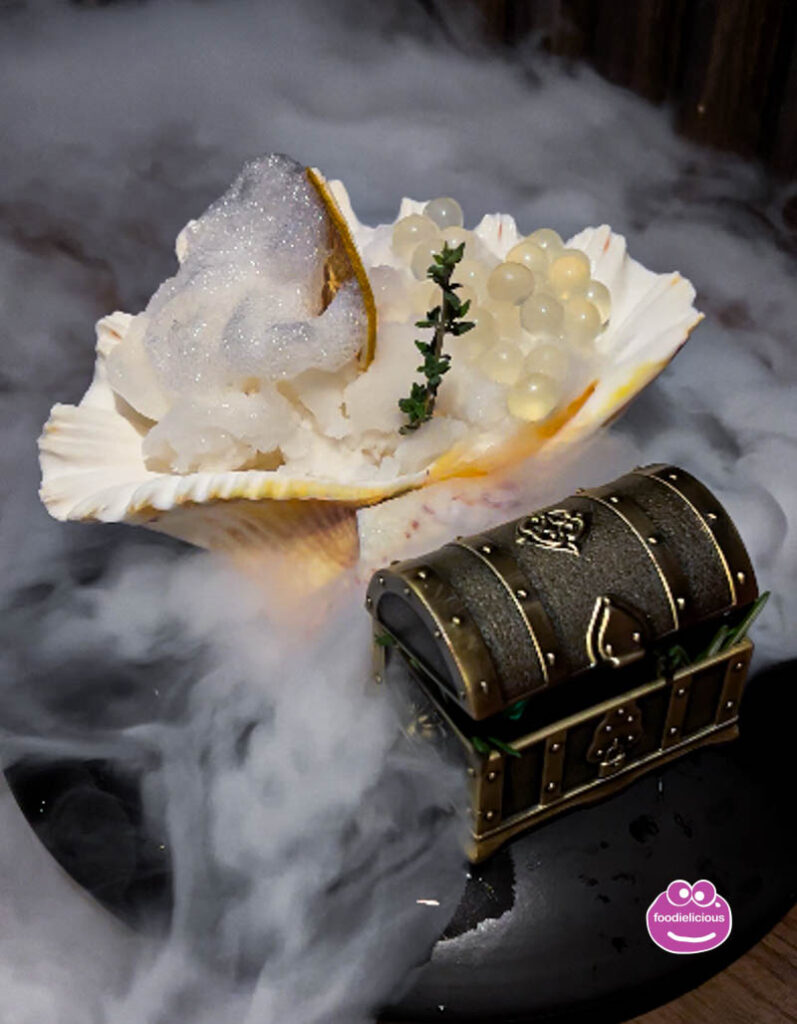 Hopscotch Bar and Restaurant – Singapore-style Craft Cocktails – oo ...