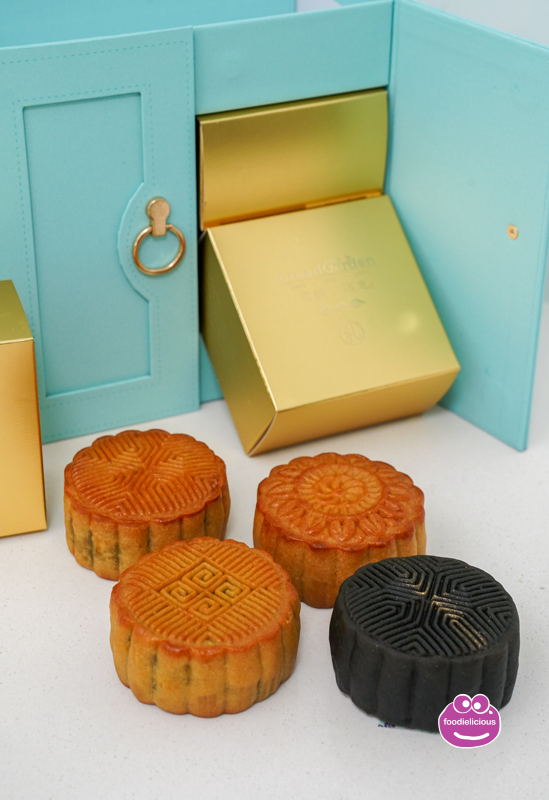 Bread Garden Singapore Mooncake-6 – oo-foodielicious