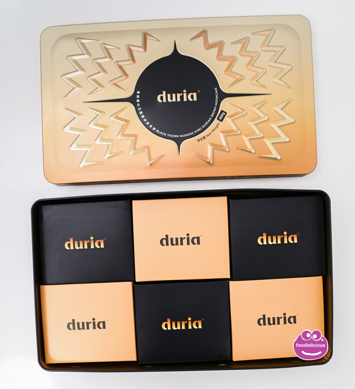 Duria Singapore Durian Mooncakes-6 – oo-foodielicious