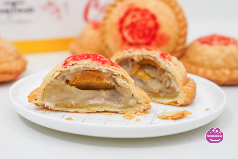 Old Chang Kee – Salted Egg Yam’O Mooncake Puff – oo-foodielicious